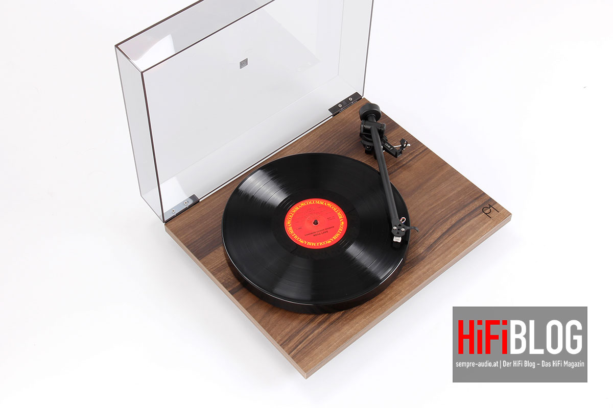 Rega Planar 1 Walnut Effect and Rega Planar 1 Plus Walnut Effect | HiFi ...