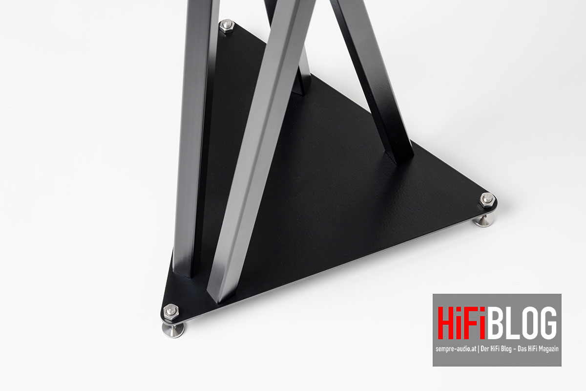 Pro-Ject Tristand - Slim loudspeaker stand | HiFi BLOG