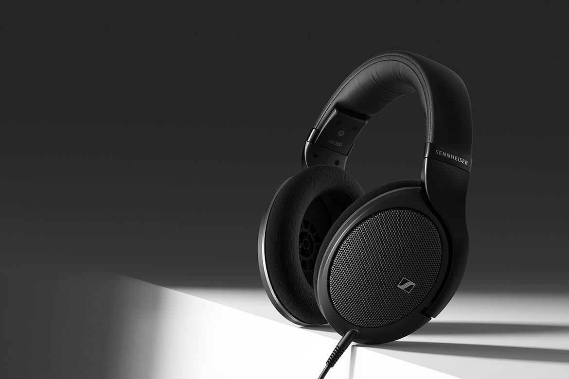 Sennheiser HD 550 - headphones for music lovers and gamers | HiFi BLOG